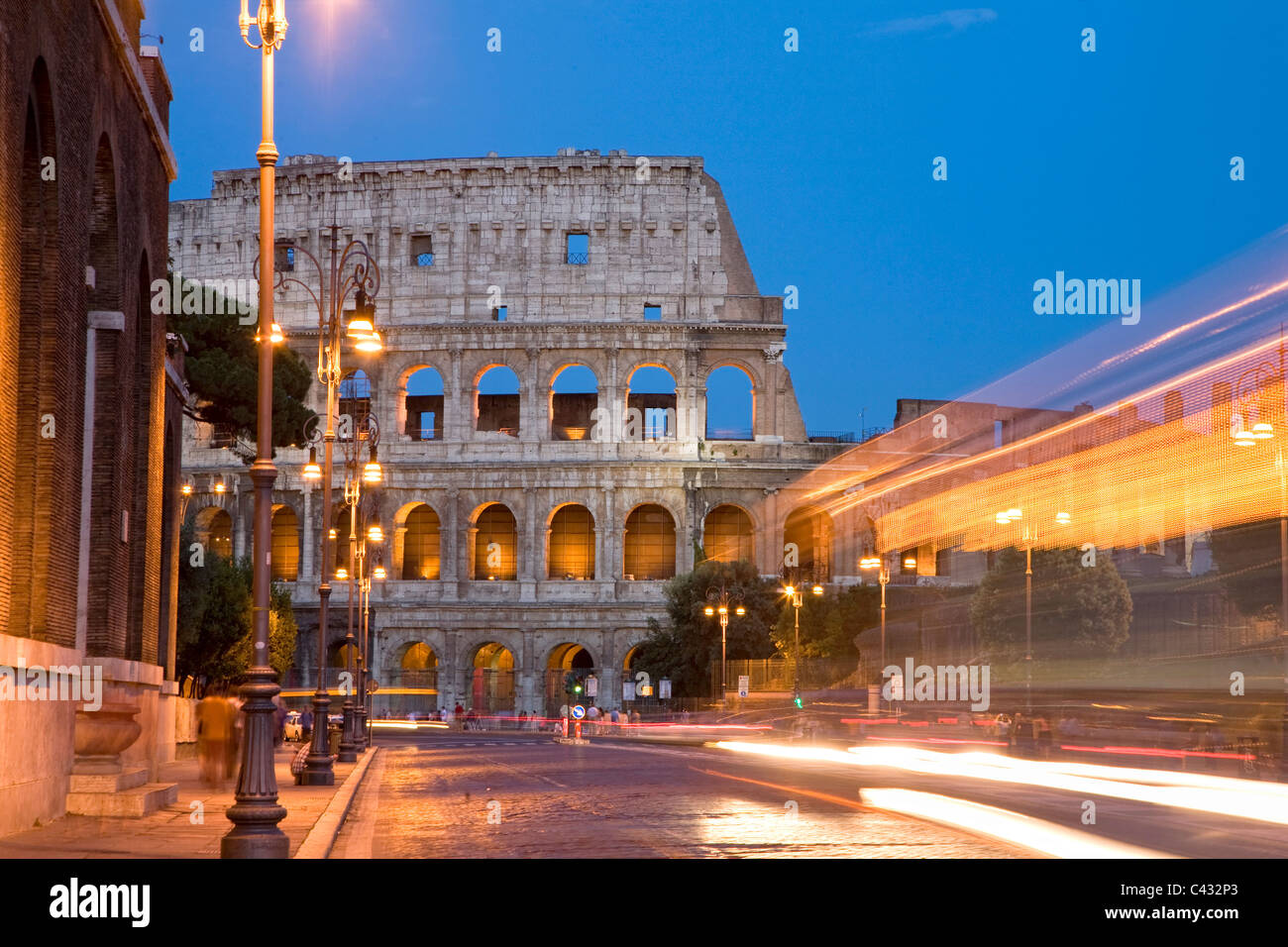 Le Colisée Rome Banque d'image et photos - Alamy