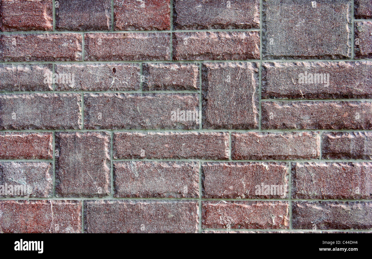 Structure d'un mur en béton et en pierre avec des dimensions et ...