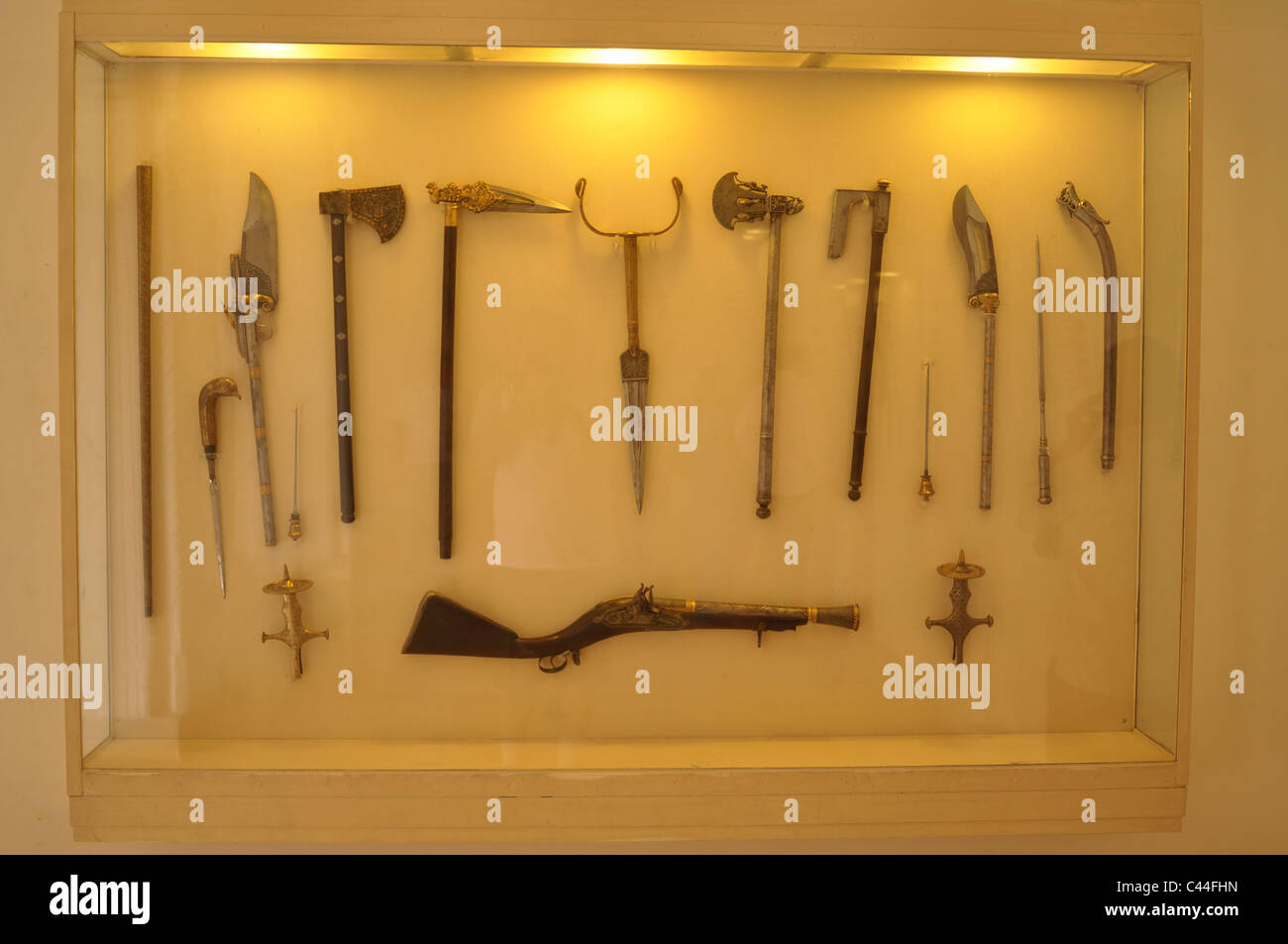 Armoiries royales et de munitions mis à l'affichage dans un Musée de ...