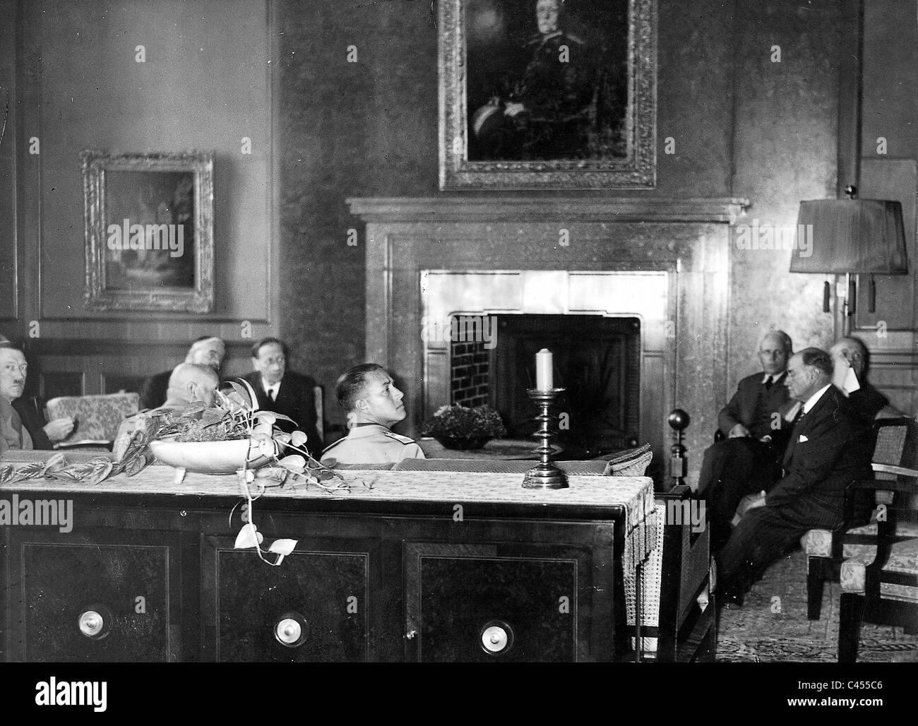 Hitler mussolini munich Banque de photographies et d’images à haute ...