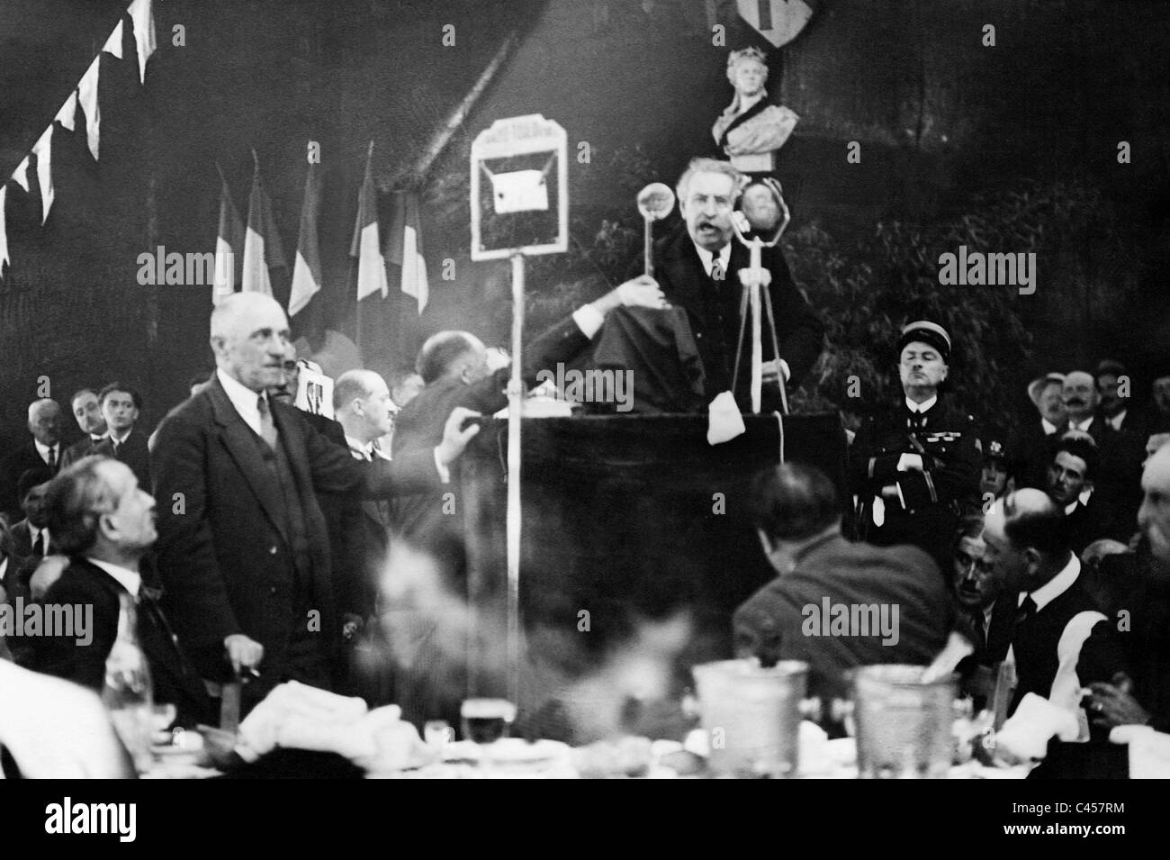 Aristide briand speech Banque de photographies et d’images à haute ...