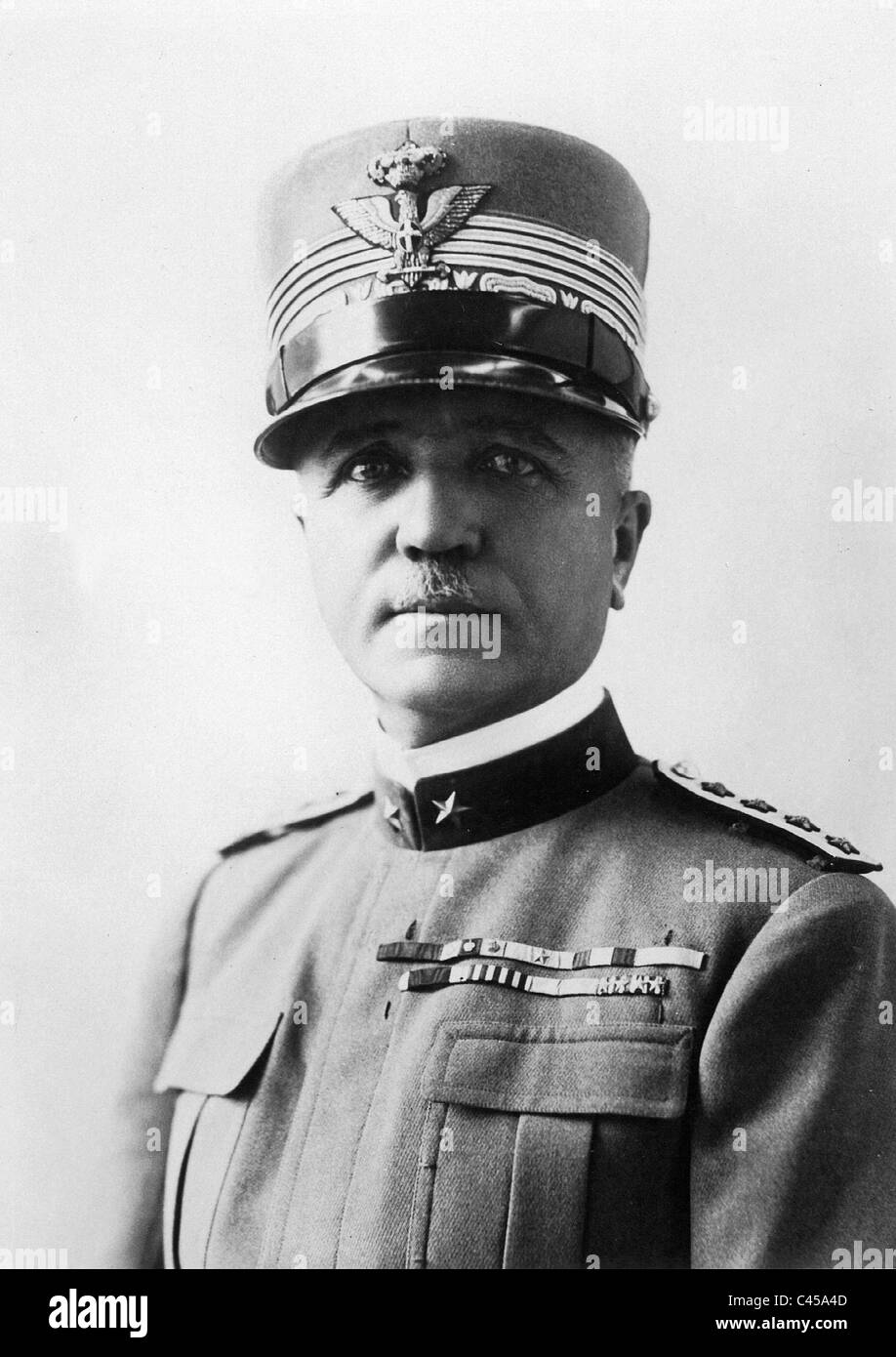 Pietro badoglio Banque de photographies et d’images à haute résolution ...