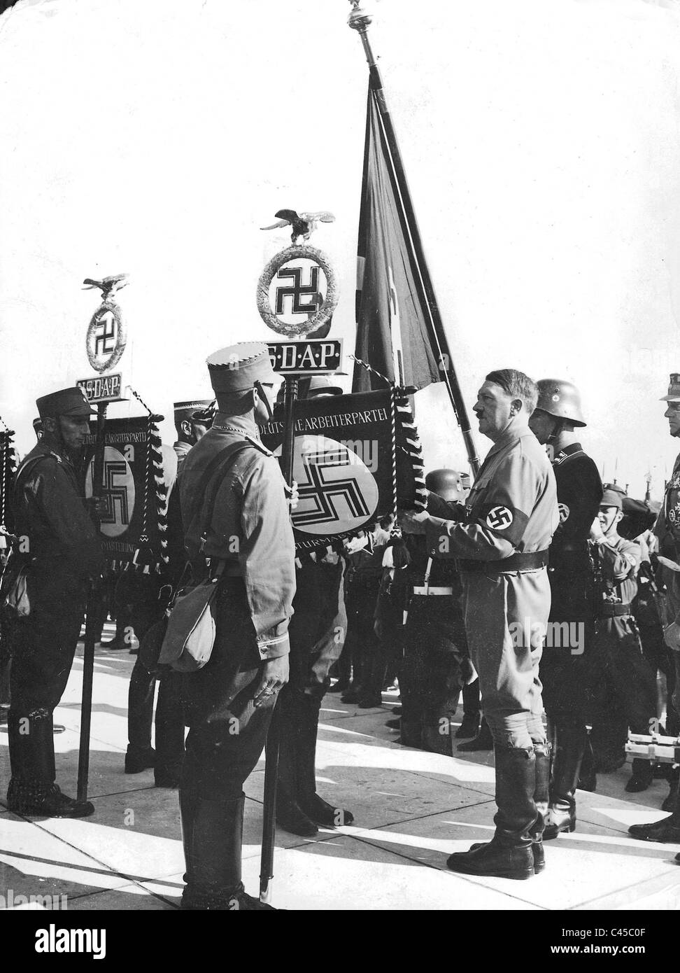 Drapeau parti nazi Banque de photographies et d’images à haute ...