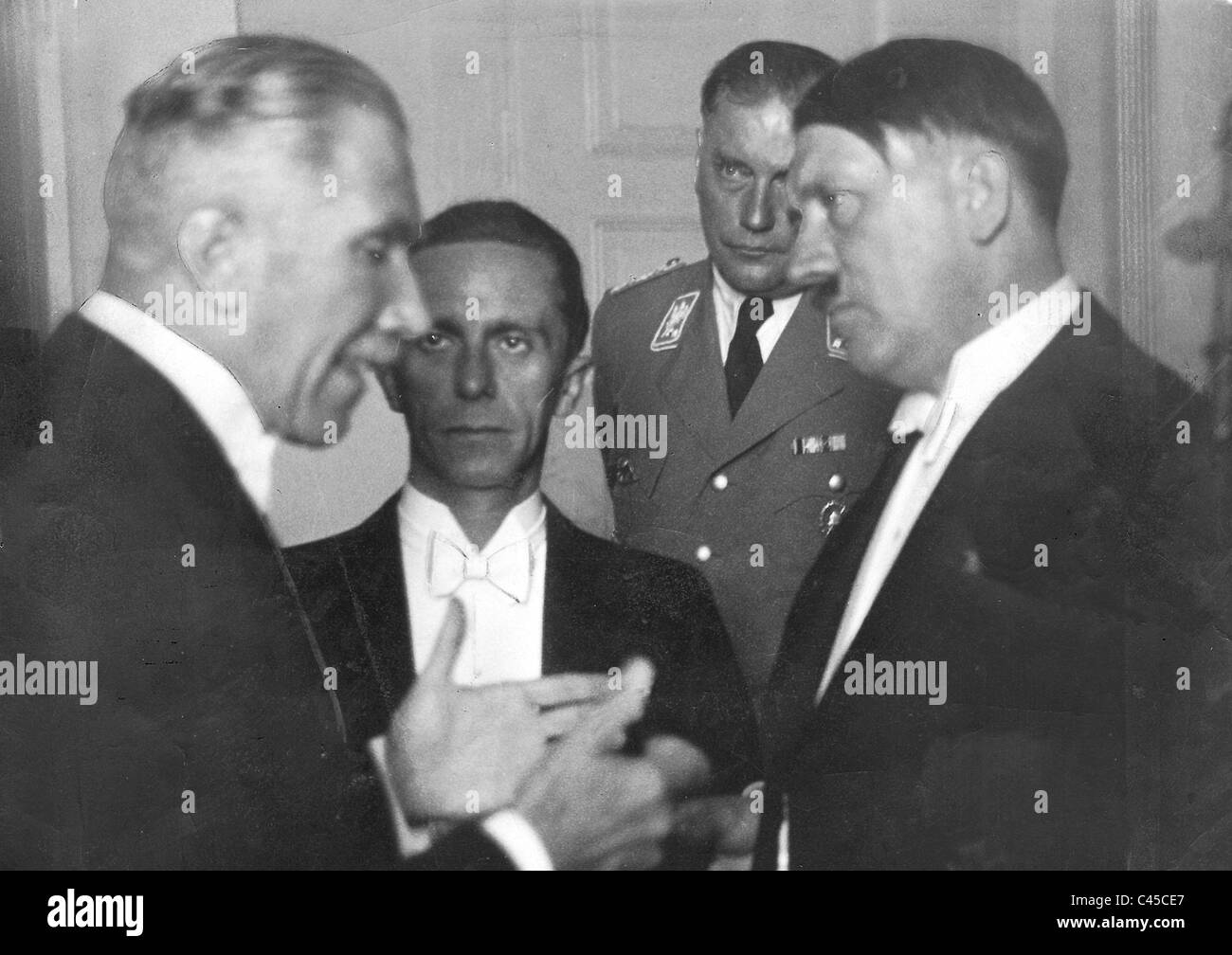 Franz von papen adolf hitler y joseph goebbels Banque de photographies ...