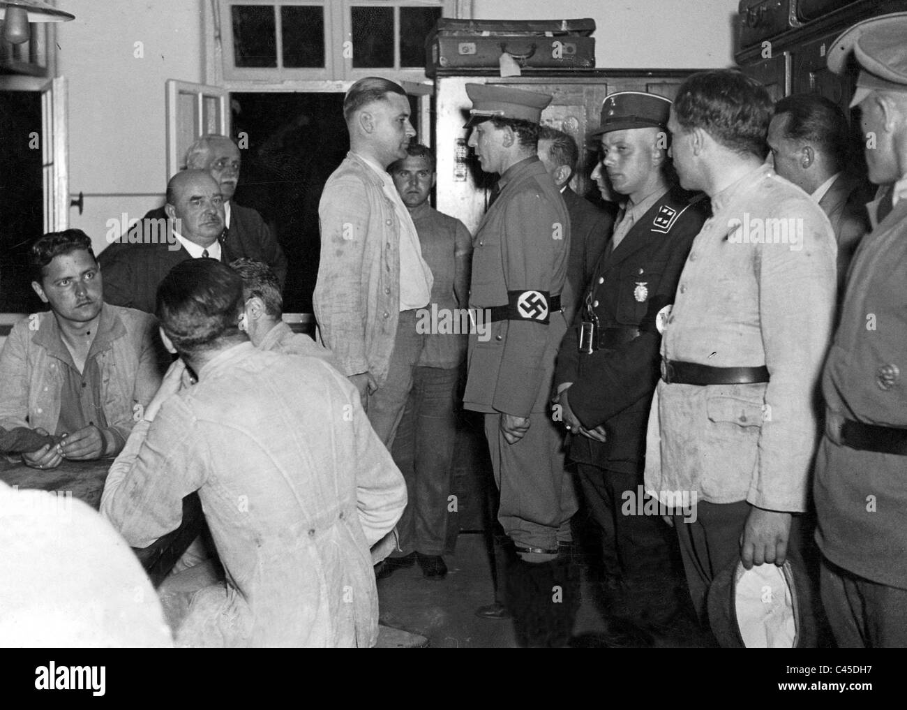 Roland freisler Banque de photographies et d’images à haute résolution ...