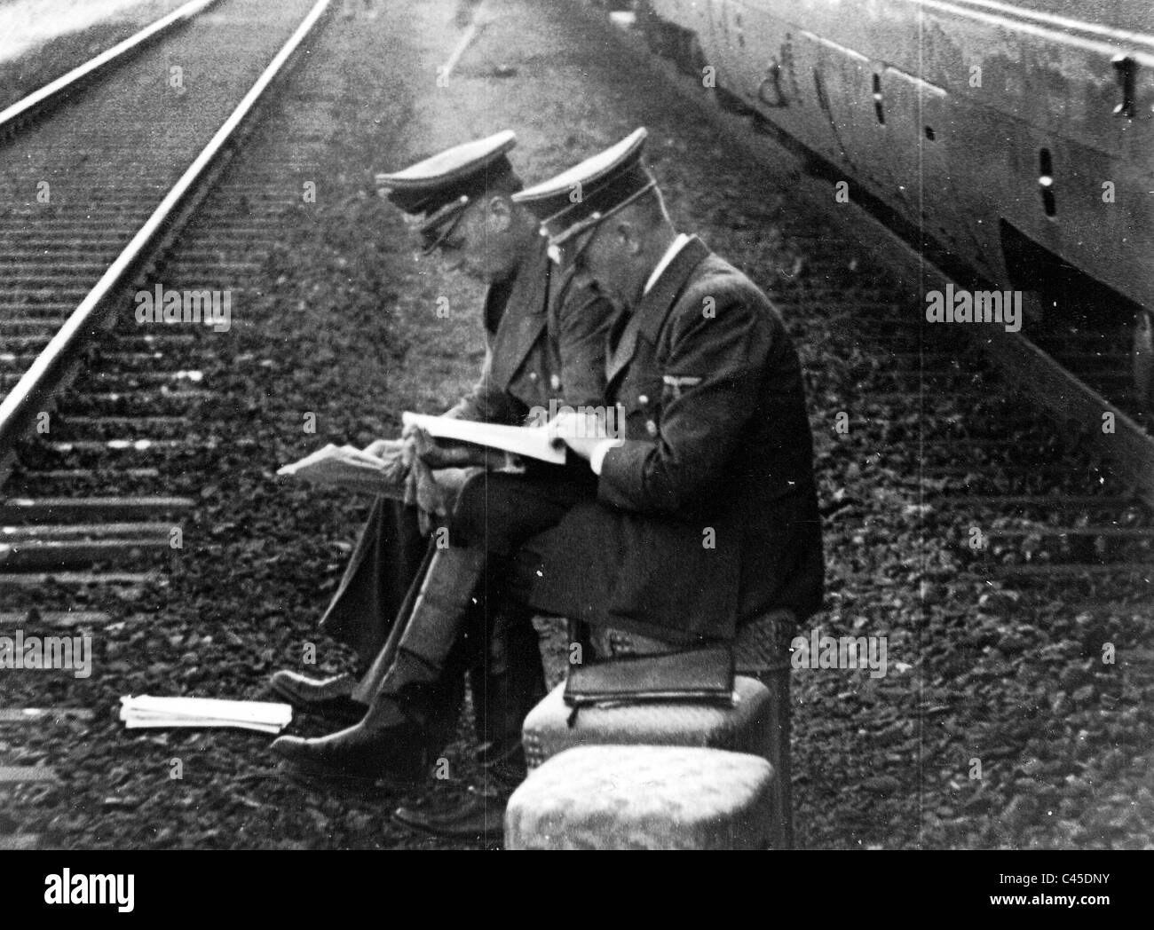 Adolf Hitler Et Joachim Von Ribbentrop Banque d'image et photos - Alamy