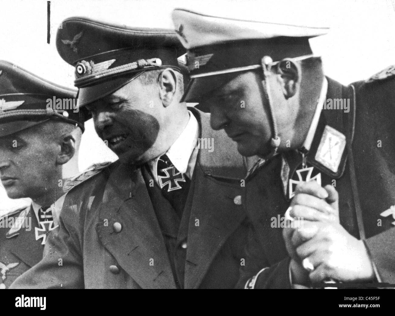 Hans Jeschonnek, Albert Kesselring, Hermann Goering, 1940 Photo Stock ...