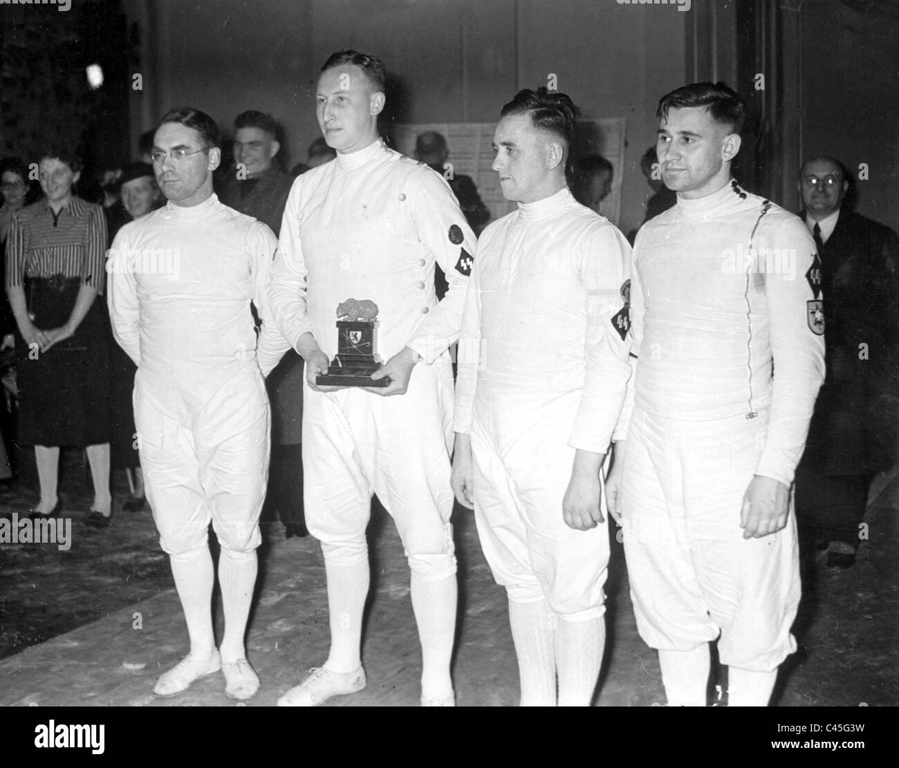 Reinhard heydrich fencing Banque de photographies et d’images à haute ...