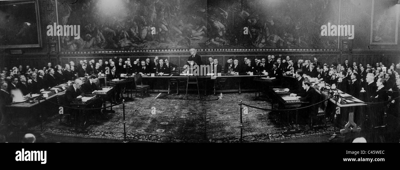 Gouvernement français 1930 Banque de photographies et d’images à haute ...