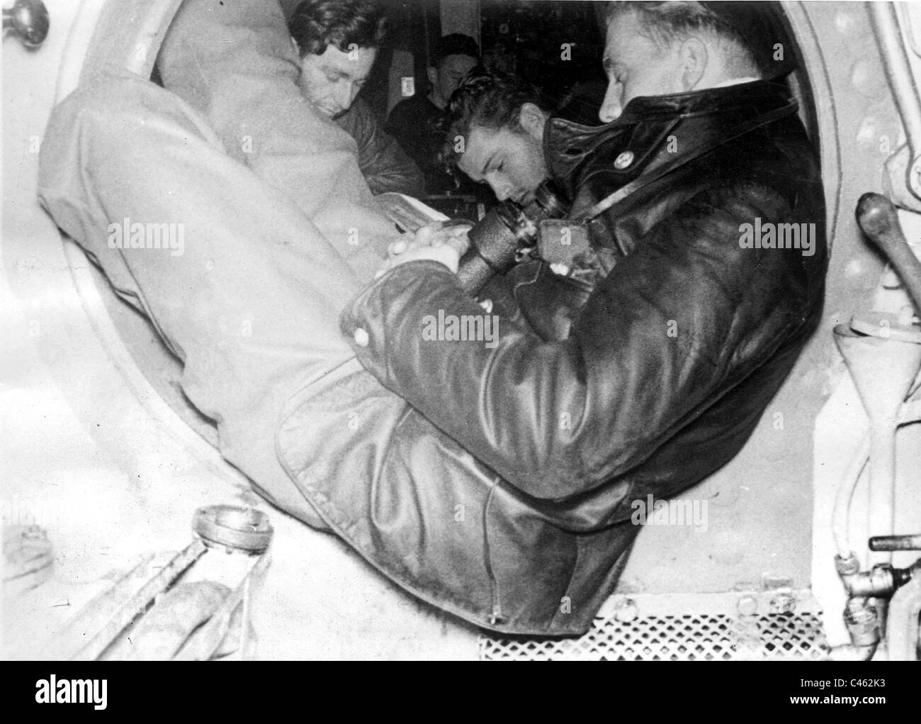équipage de sous marin allemand Banque d'images noir et blanc - Page 2 ...