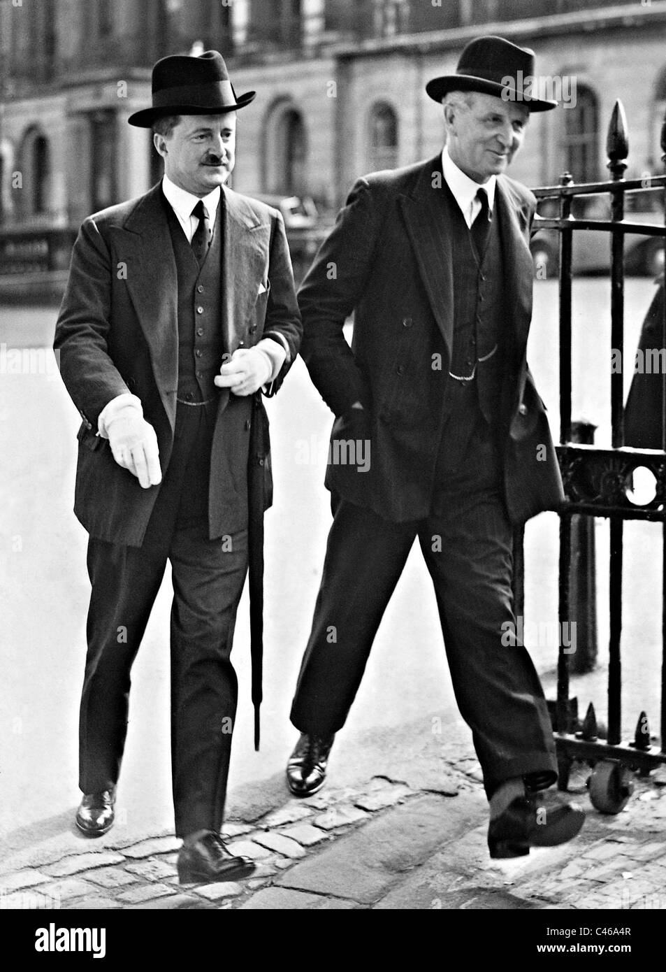 Alfred duff cooper Banque de photographies et d’images à haute ...