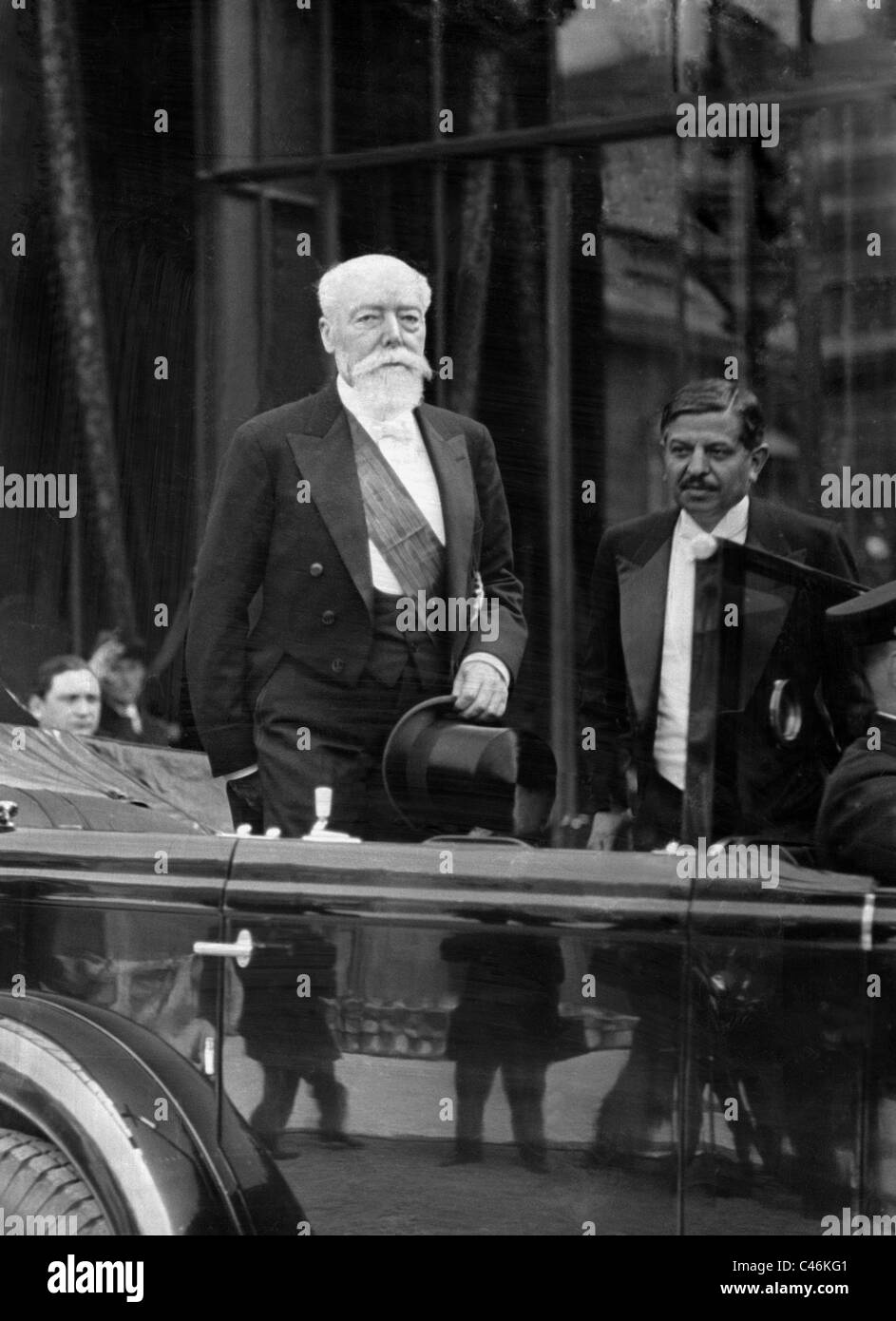Pierre laval Banque de photographies et d’images à haute résolution - Alamy