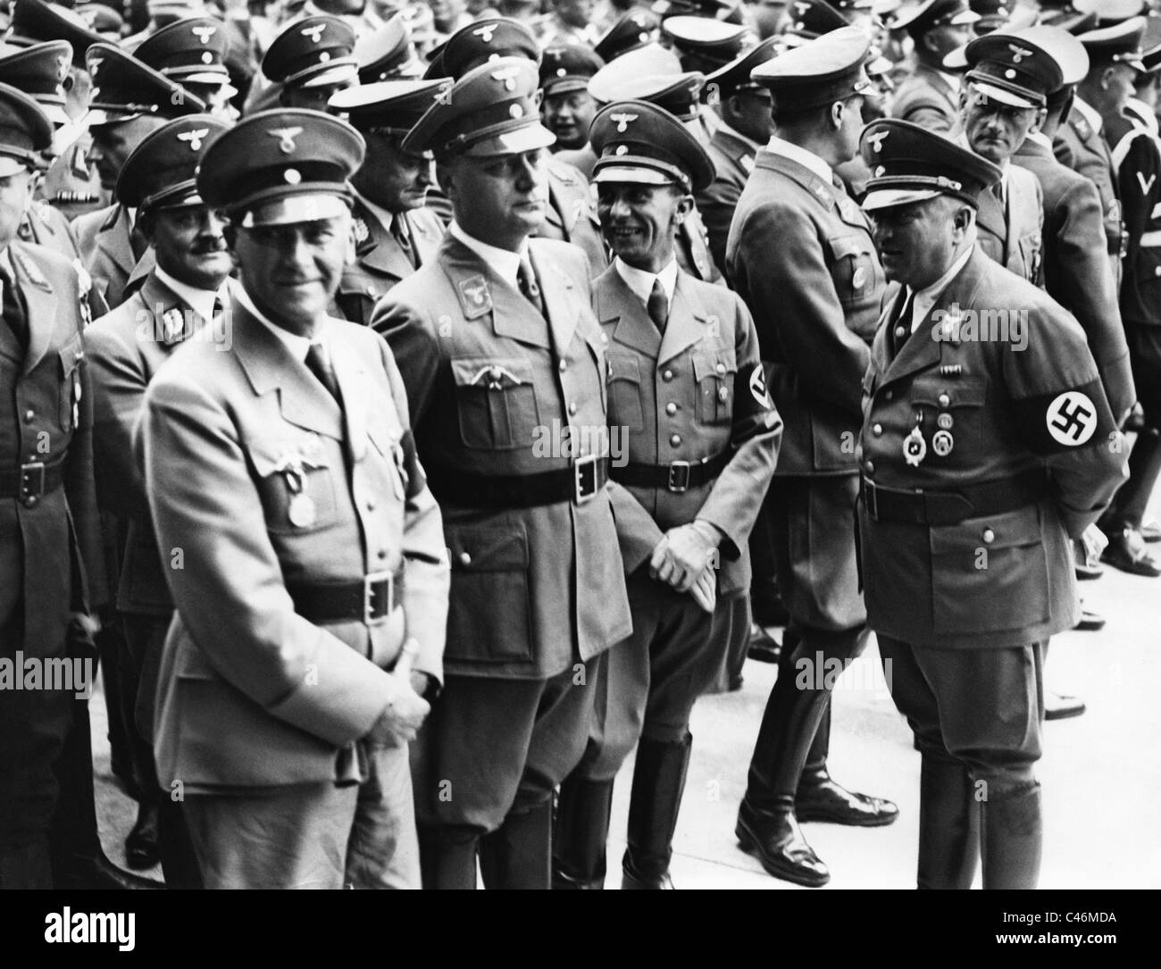 Dr robert ley Banque de photographies et d’images à haute résolution ...