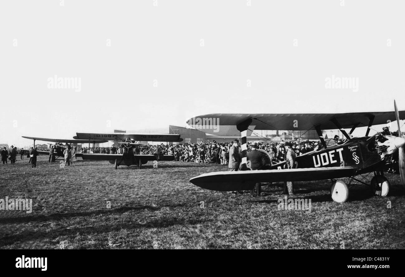 Ernst udet Banque de photographies et d’images à haute résolution - Alamy