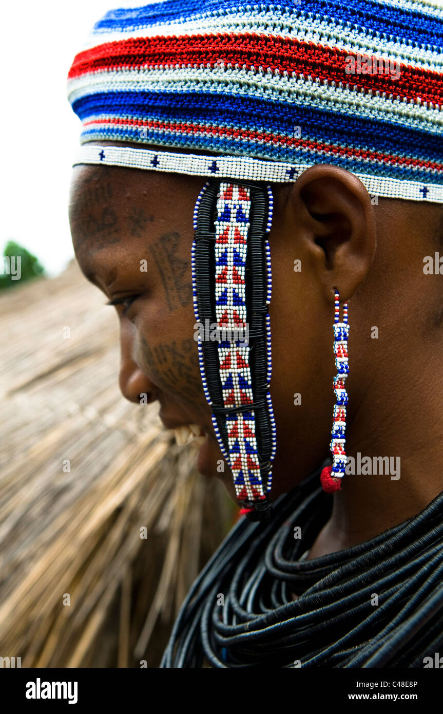 Tatouages visage peul Banque de photographies et d’images à haute résolution - Alamy