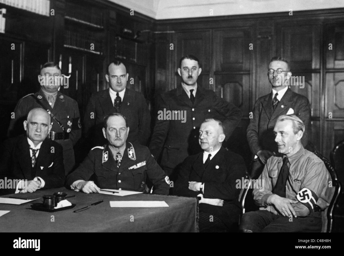 Ernst roehm Banque de photographies et d’images à haute résolution - Alamy