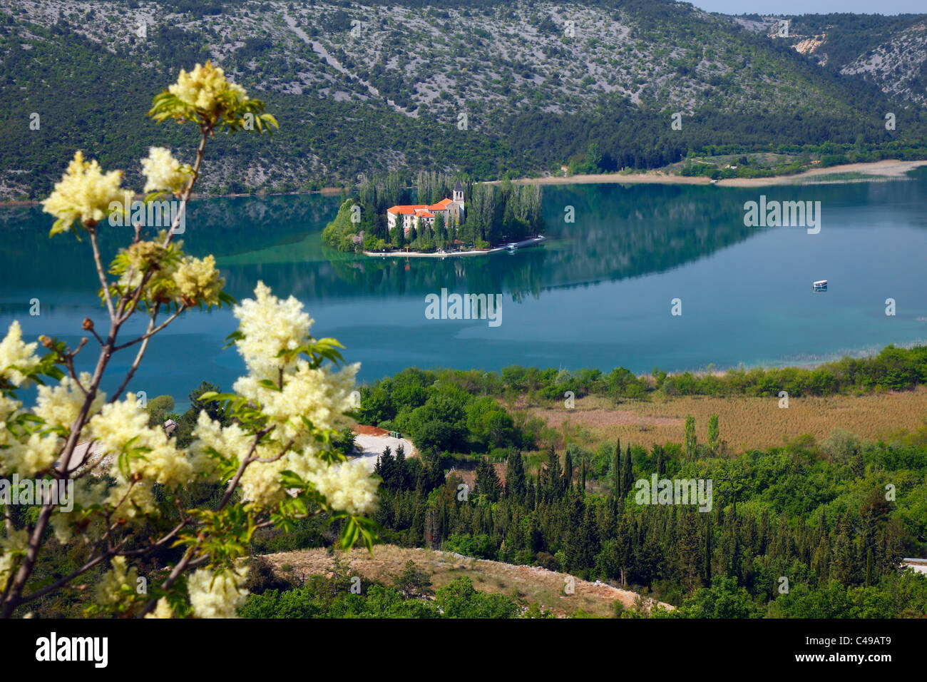 Lac de visovac Banque de photographies et d’images à haute résolution ...