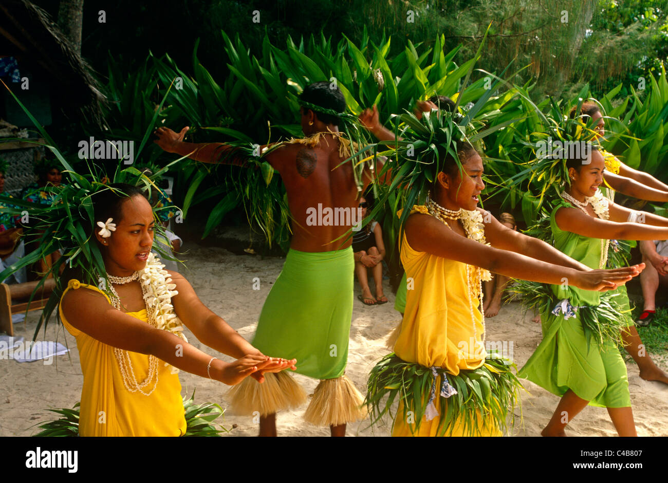 Otea dance Banque de photographies et d’images à haute résolution - Alamy
