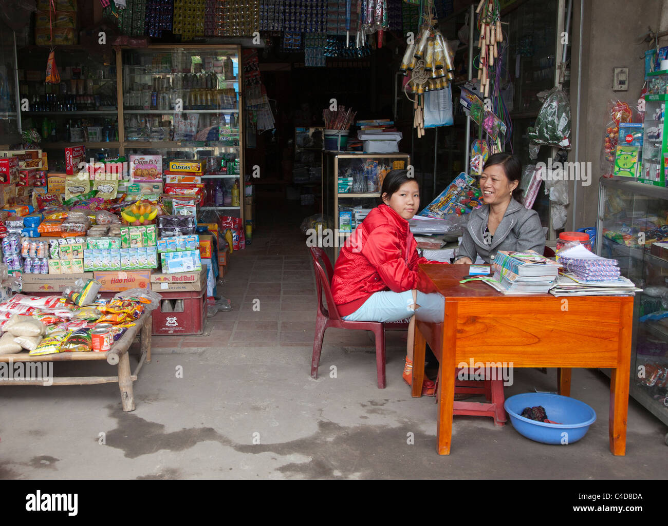 Poor shop Banque de photographies et d’images à haute résolution - Alamy