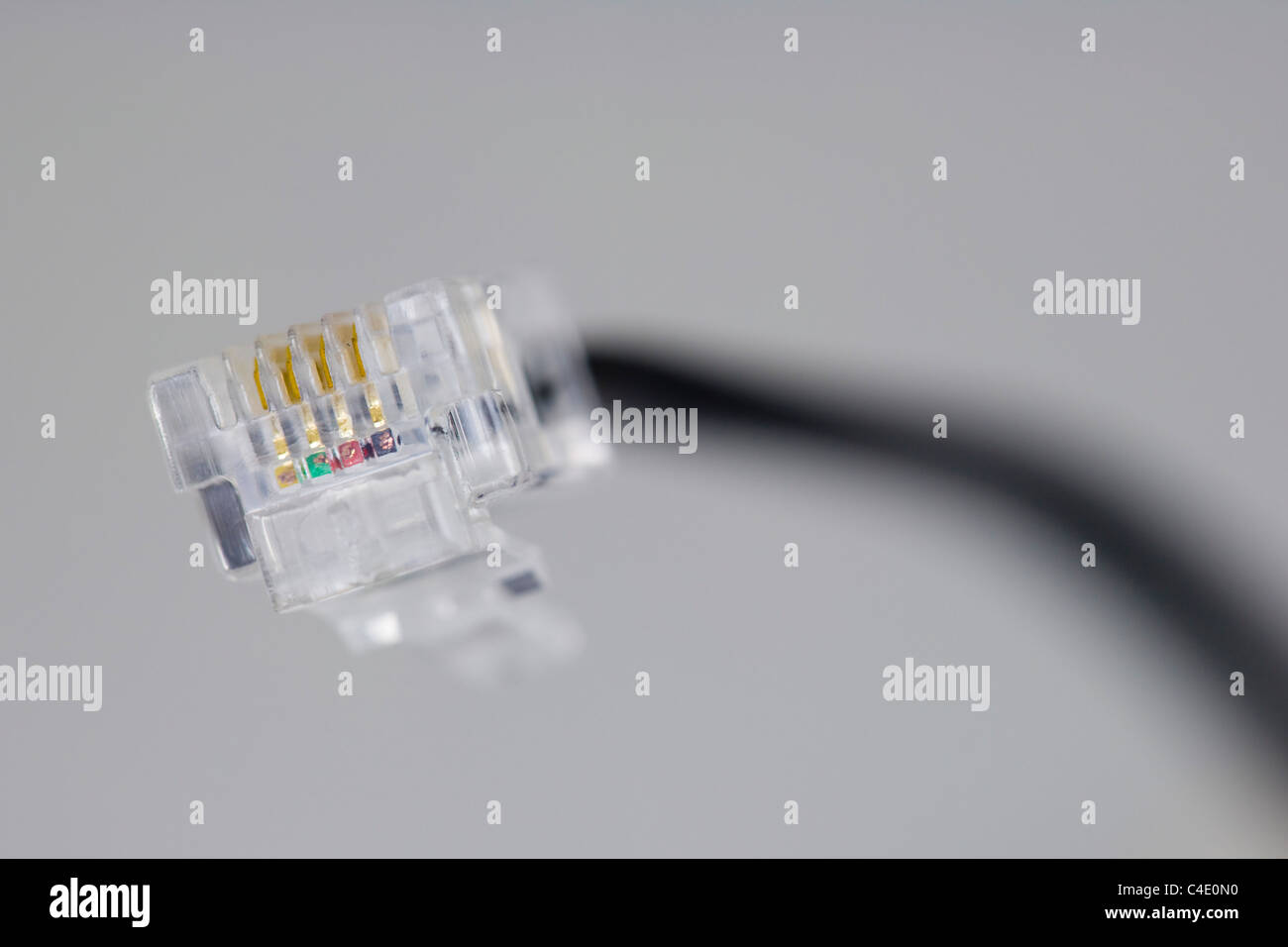 Connecteur téléphonique RJ-11 sur fond blanc Photo Stock - Alamy