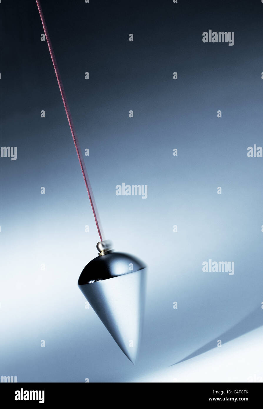 Pendule bleu Banque de photographies et d’images à haute résolution - Alamy