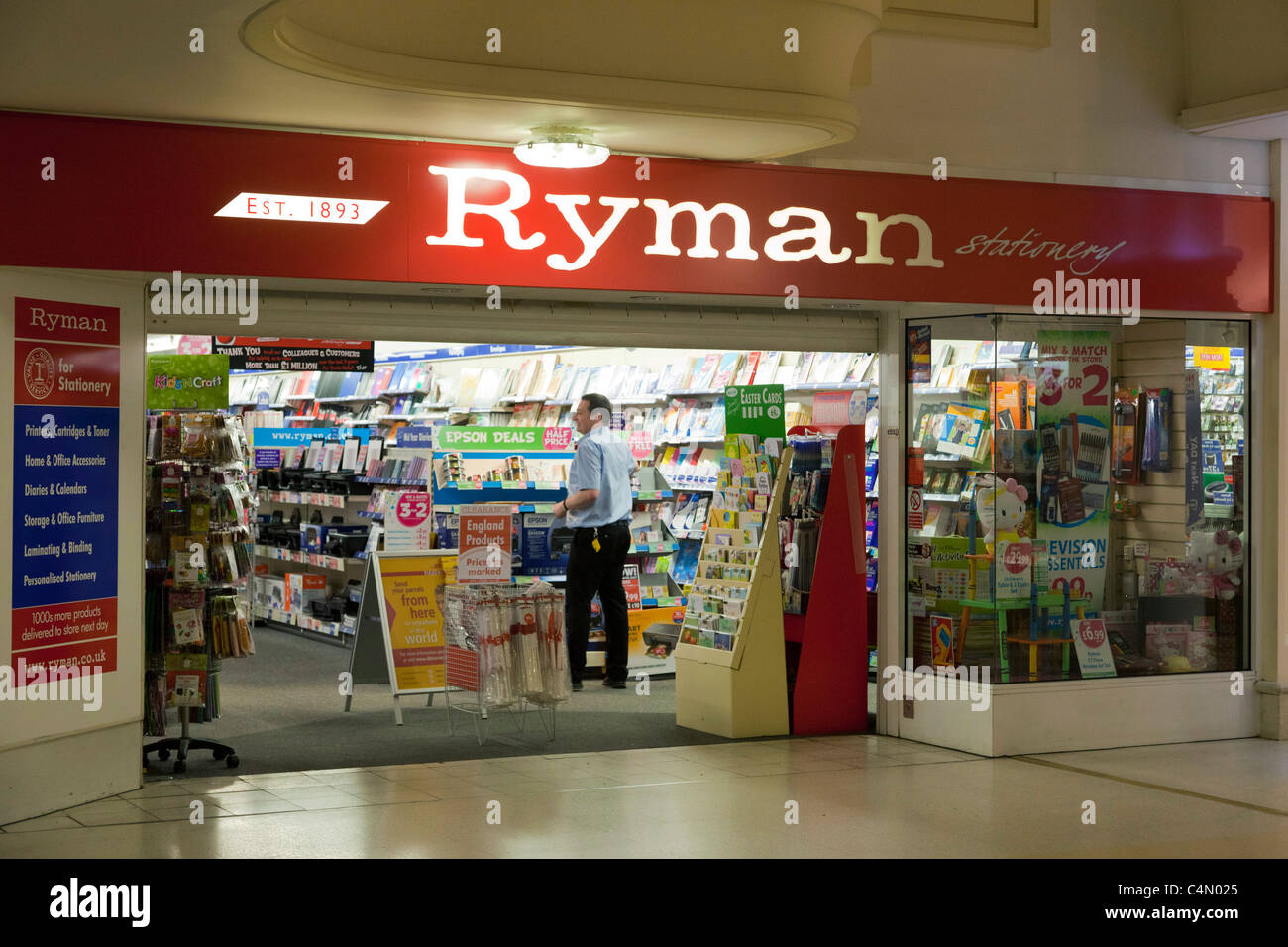 Ryman store Banque de photographies et d’images à haute résolution - Alamy