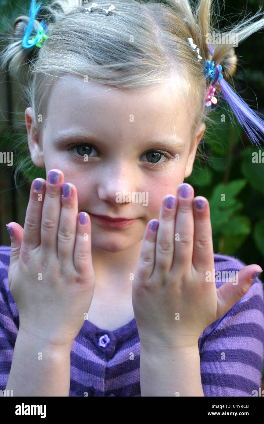 Pre Teen Young Girl Makeup Banque De Photographies Et Dimages à Haute