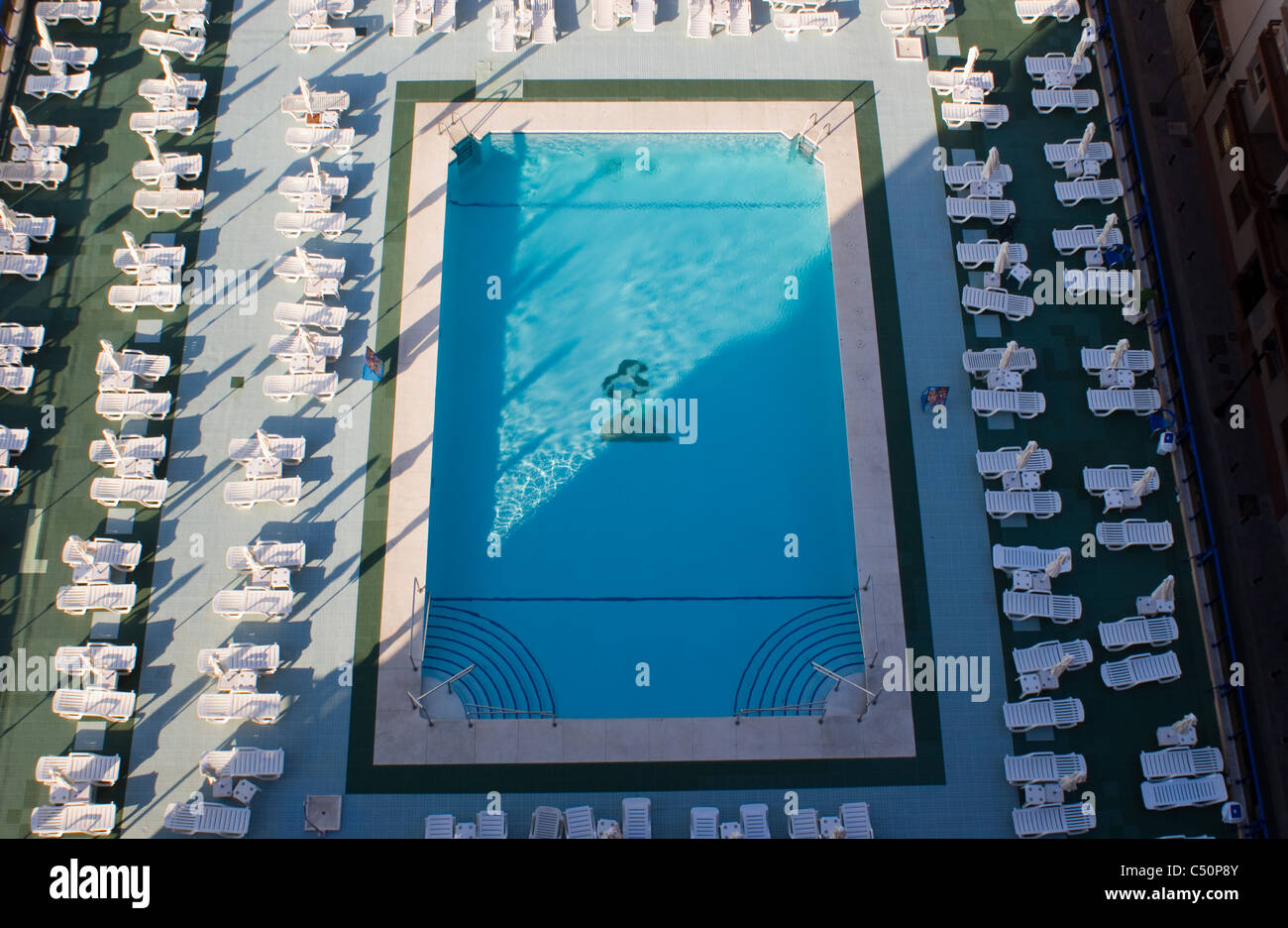 Ariel view swimming pool Banque de photographies et d’images à haute ...