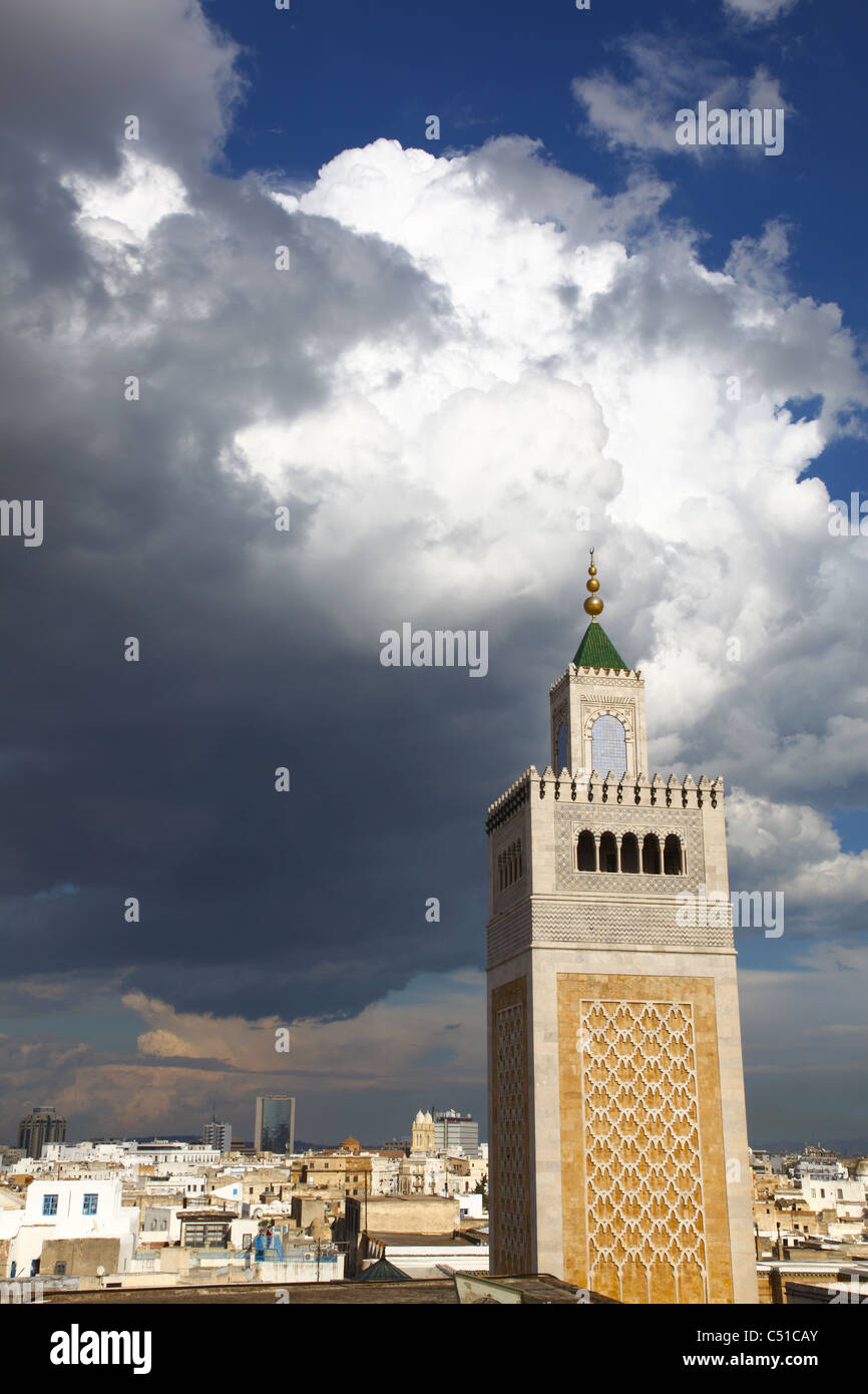 Zitouna great mosque tunis Banque de photographies et d’images à haute ...