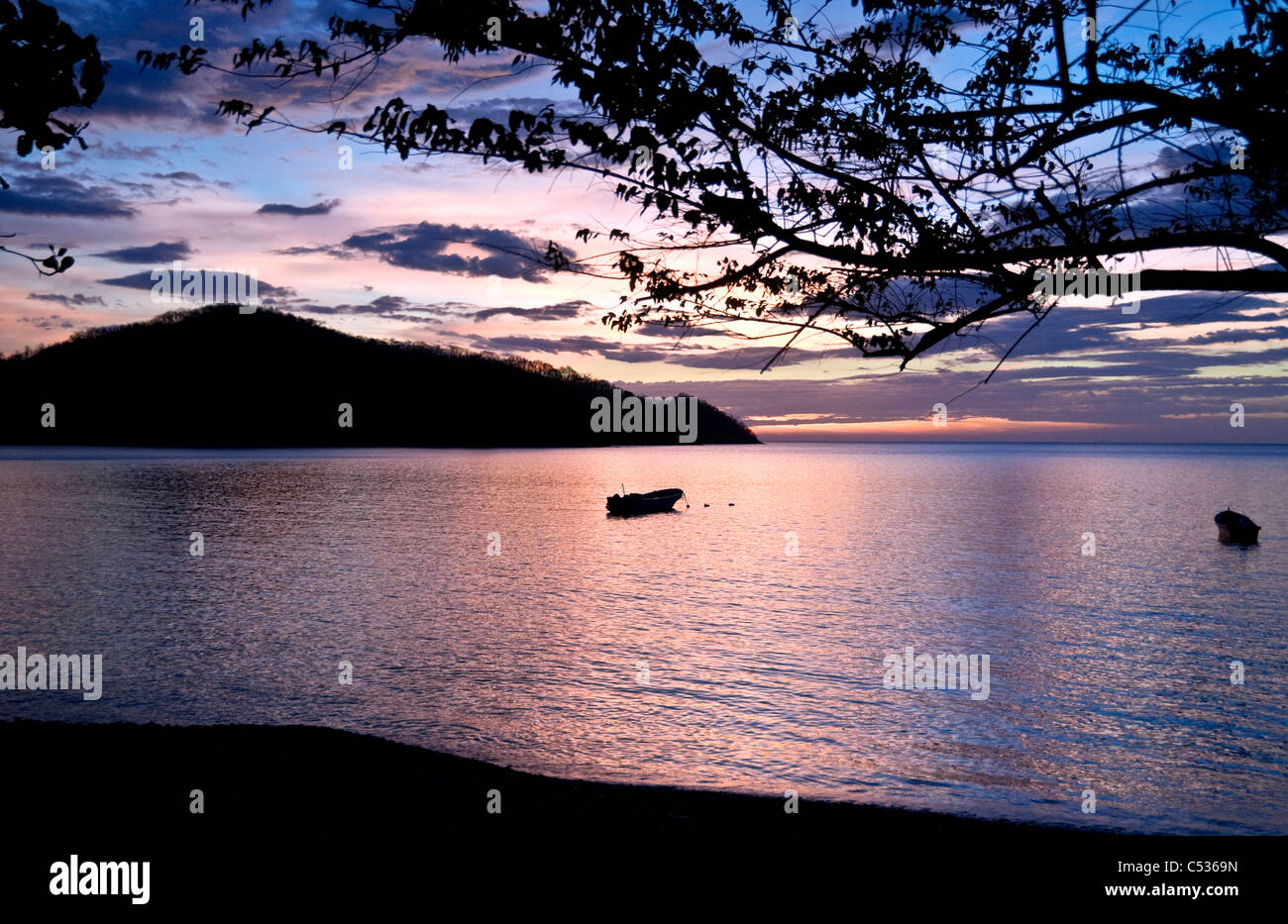 Petite crique en bordure de parc national de Santa Rosa, Guanacaste ...