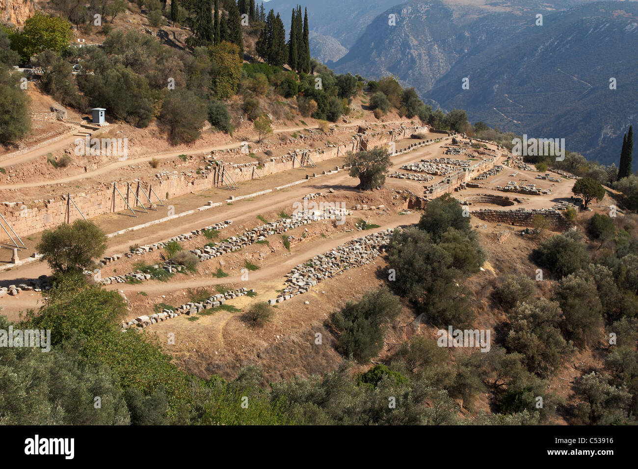 Gymnasium ancient delphi greece Banque de photographies et d’images à ...