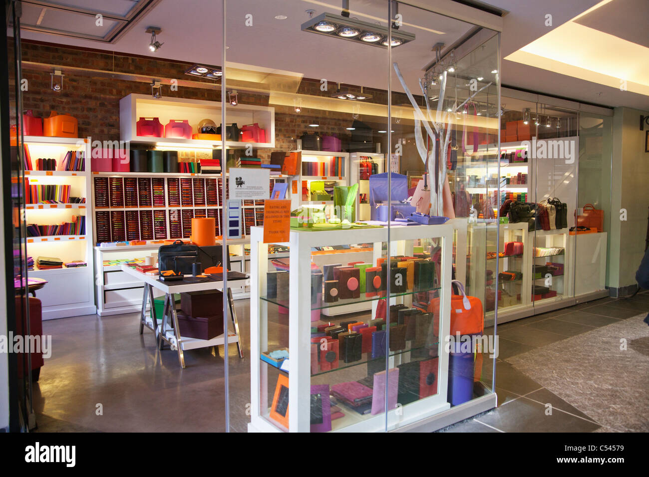 Magasin De Luminaires Banque d'image et photos - Alamy