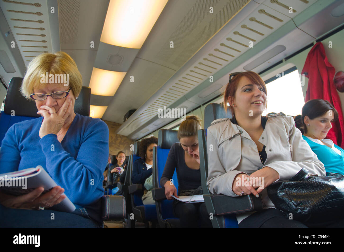 Dutch train Banque de photographies et d’images à haute résolution - Alamy
