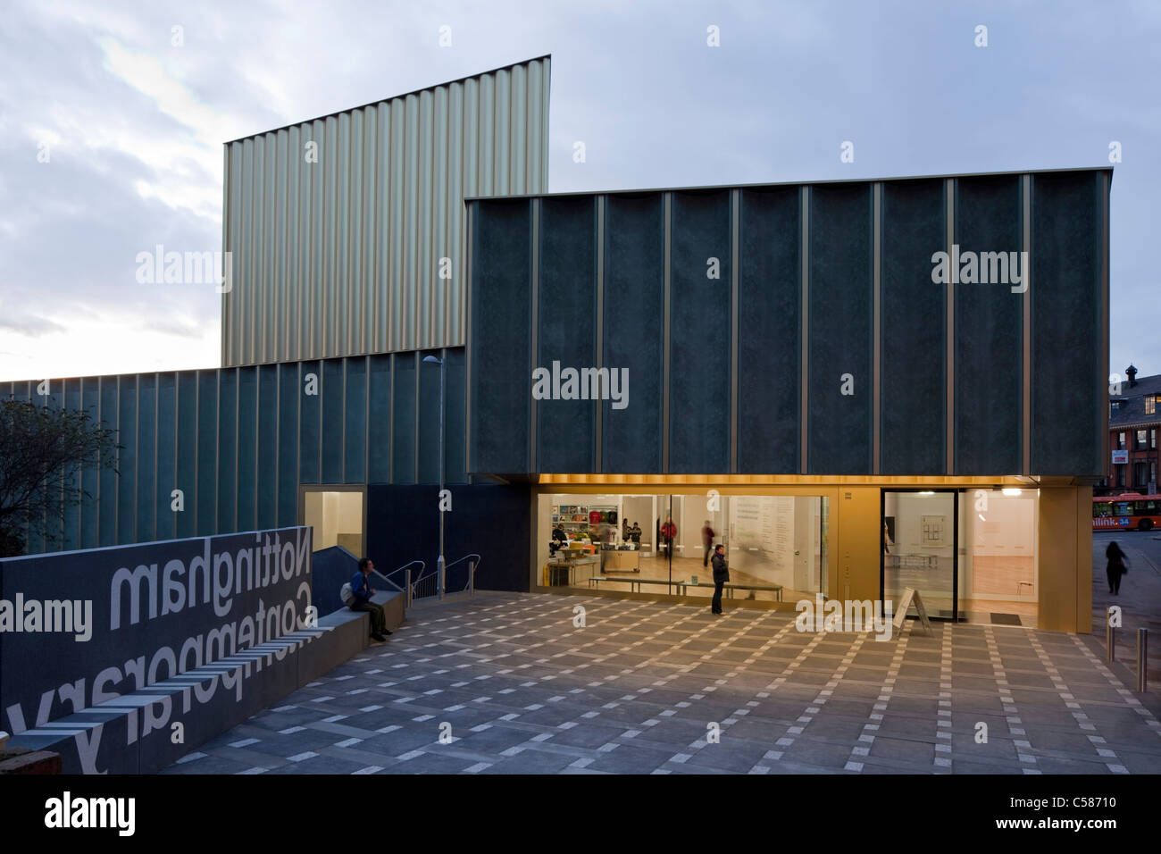 Nottingham contemporary art gallery Banque de photographies et d’images ...