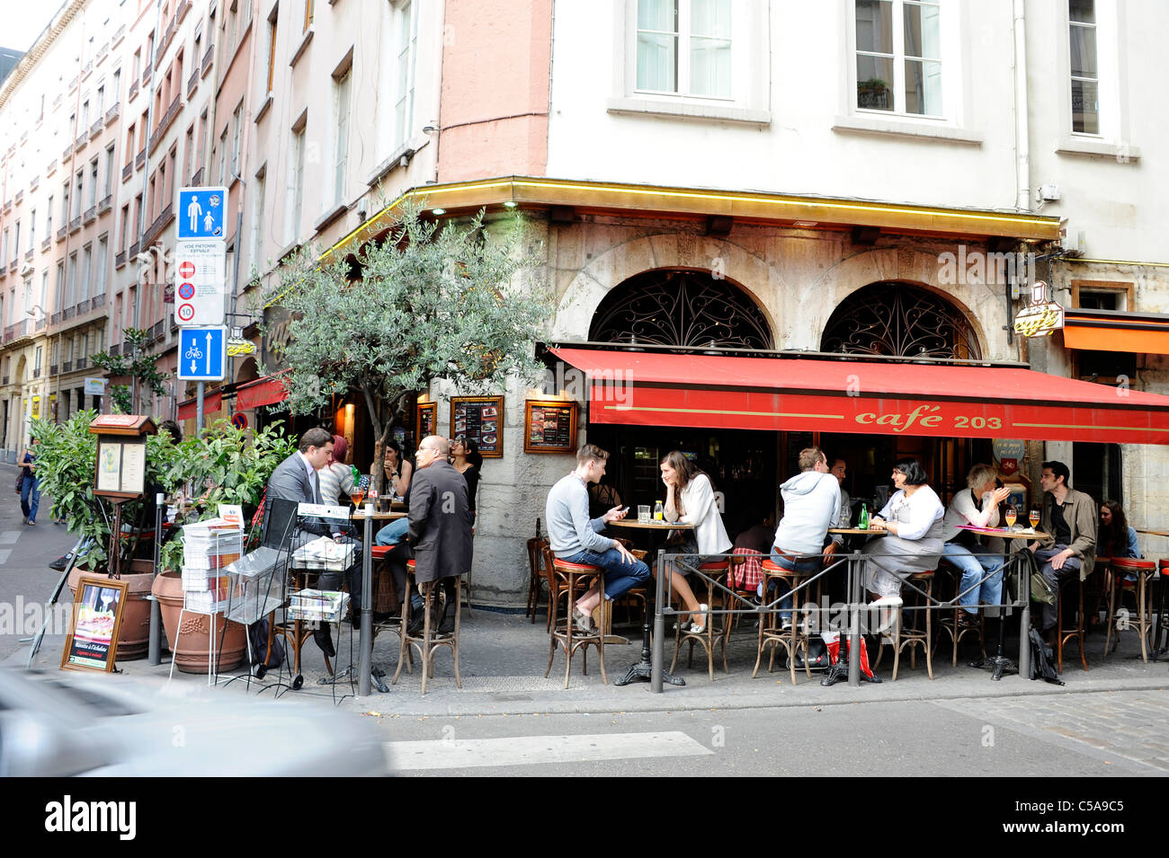 Lyon cafe Banque de photographies et d’images à haute résolution - Alamy