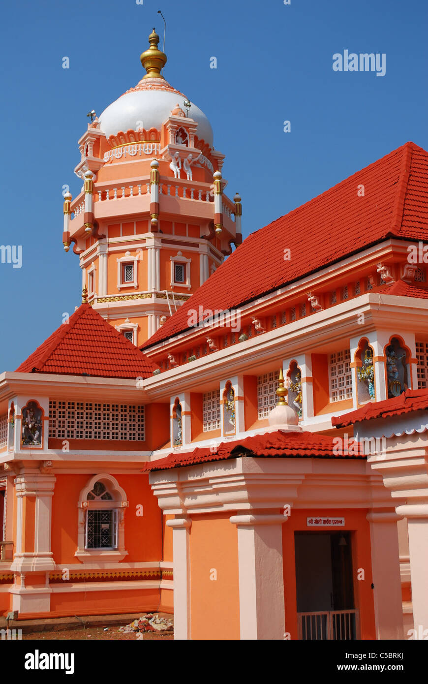 Shantadurga temple Banque de photographies et d’images à haute ...