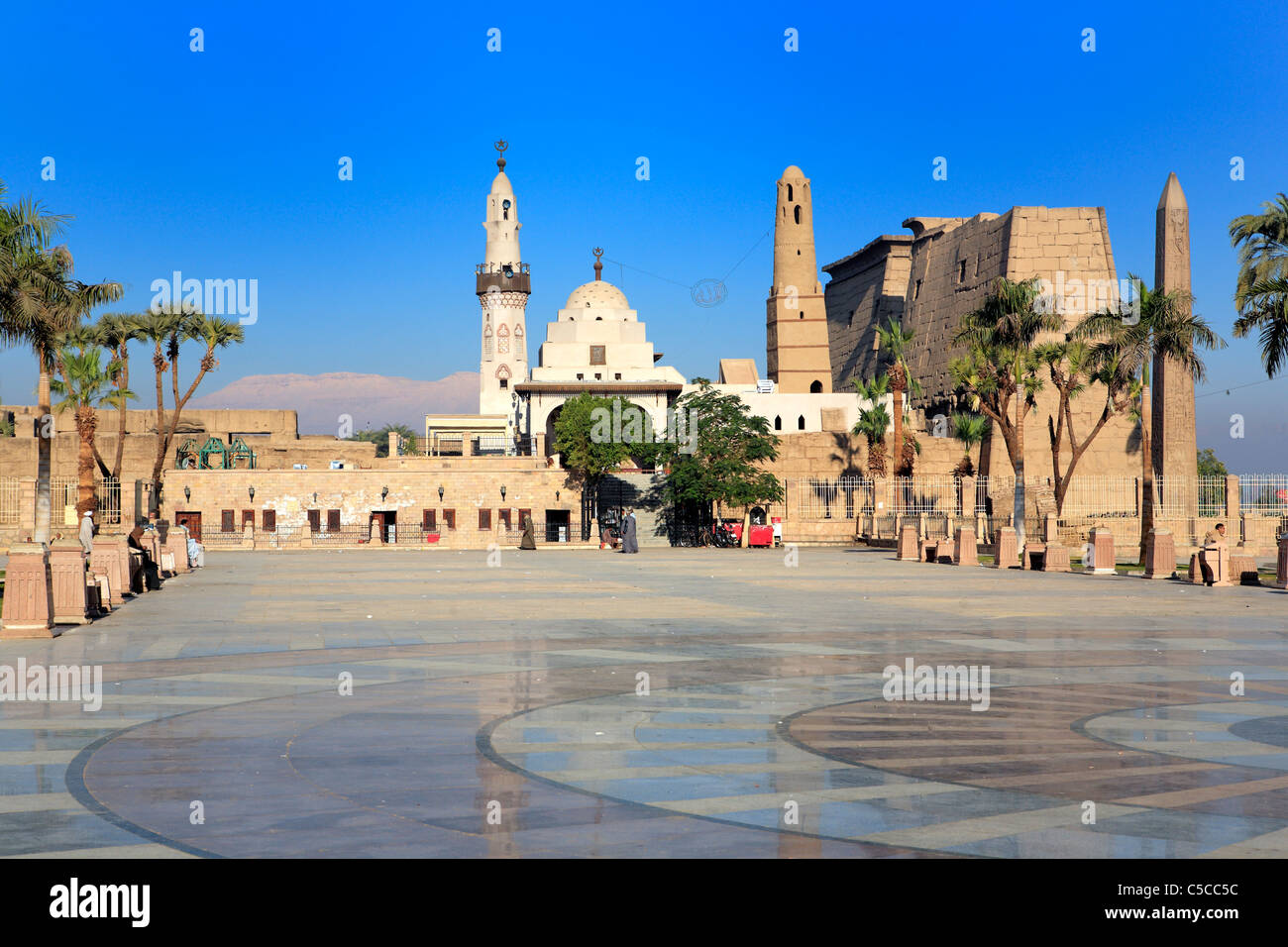 Ville de louxor Banque de photographies et d’images à haute résolution ...