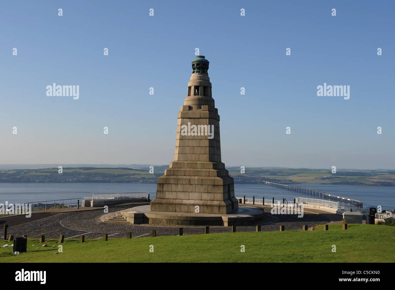 Monument commémoratif de guerre du Canada, le Dundee Law Hill, Dundee ...