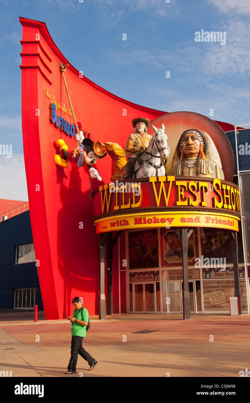 Disney village à disneyland paris Banque de photographies et d’images à ...