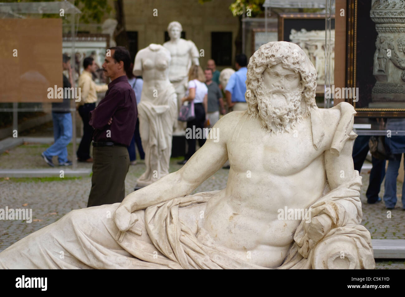 Reproduction de la statue de l'Oceanus, d'Ephèse (Efes), Musée ...