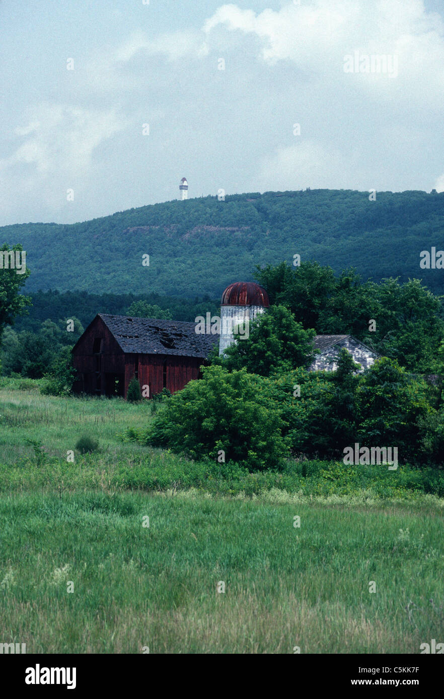 Connecticut usa heublein avon tower Banque de photographies et d’images ...