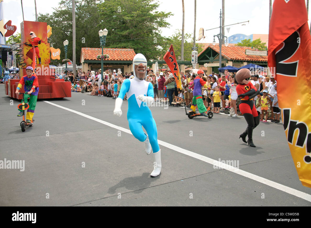Frozone elastigirl les indestructibles disney walt disney World disney ...