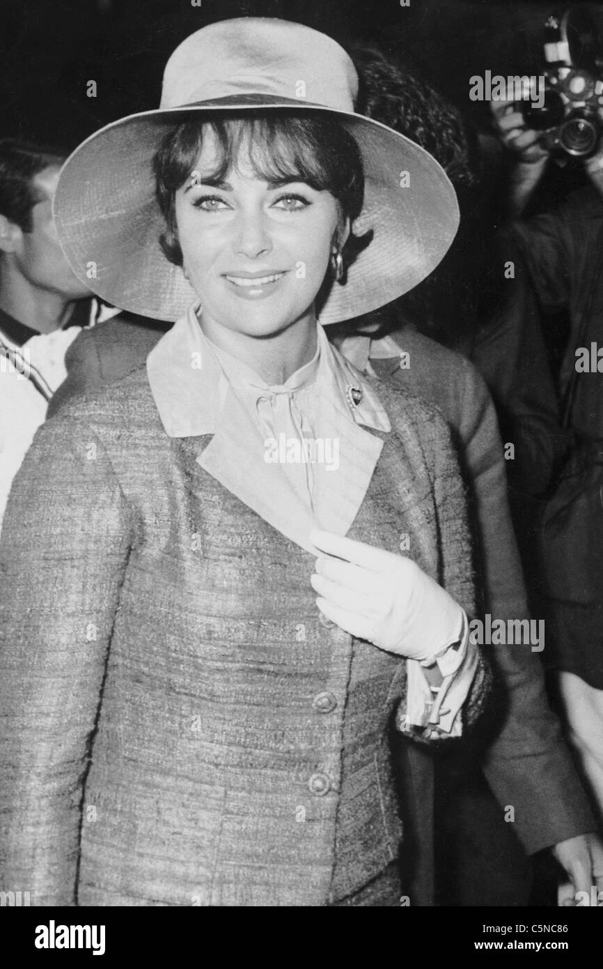 Elizabeth taylor liz taylor Banque de photographies et d’images à haute ...