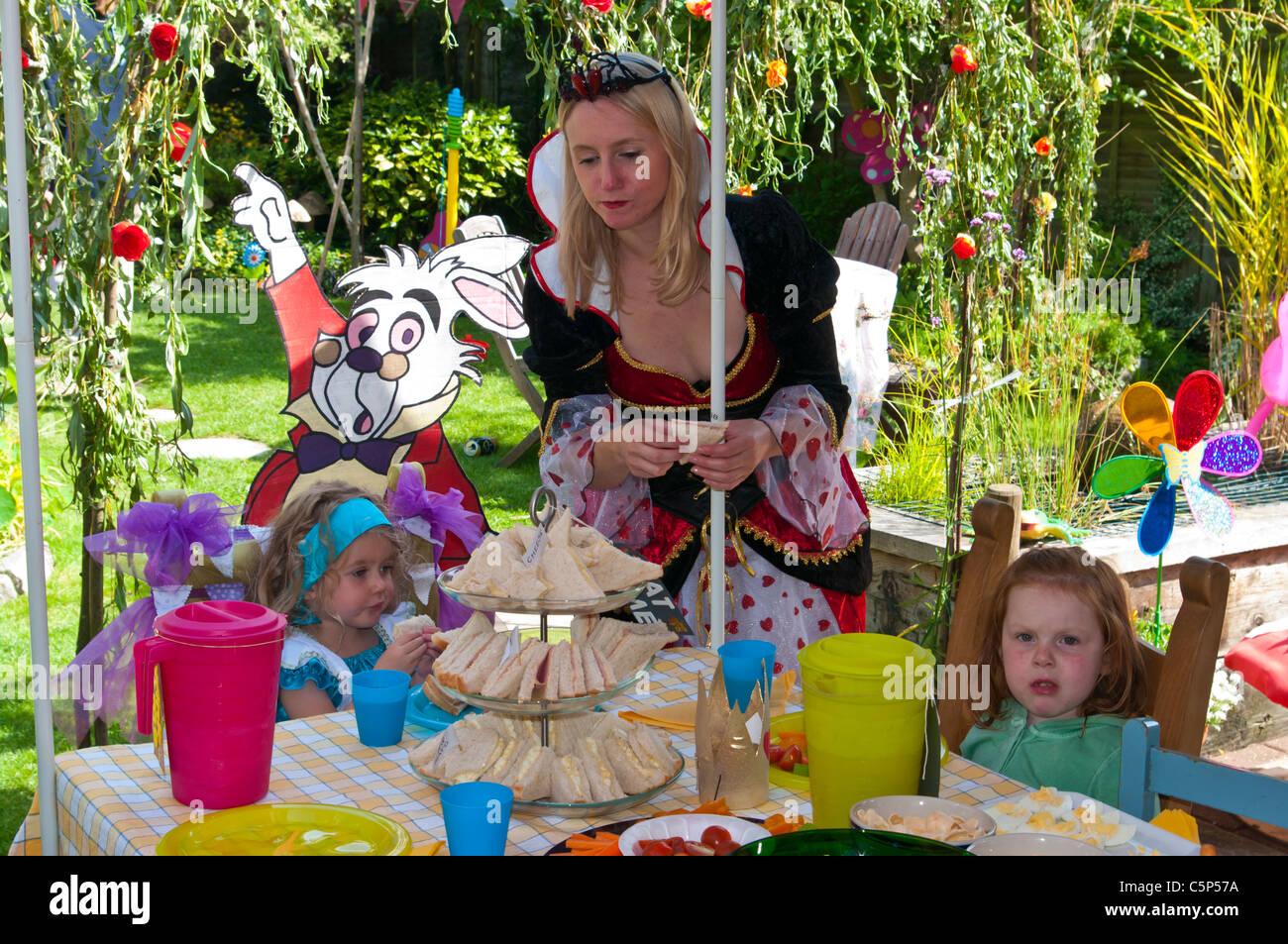 Childrens birthday party Banque de photographies et d’images à haute ...