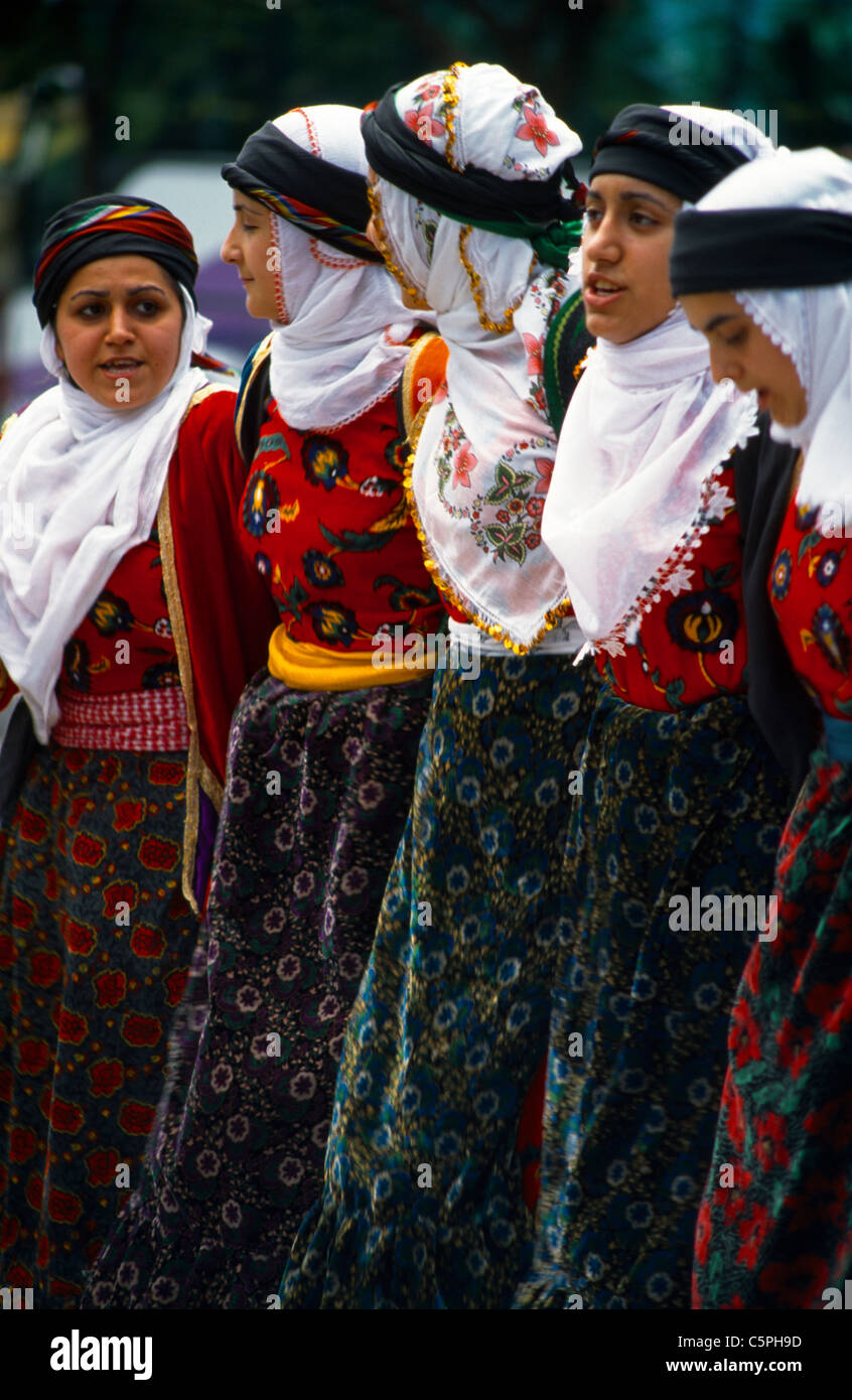 Costumes Traditionnels Turcs Banque d'image et photos - Alamy