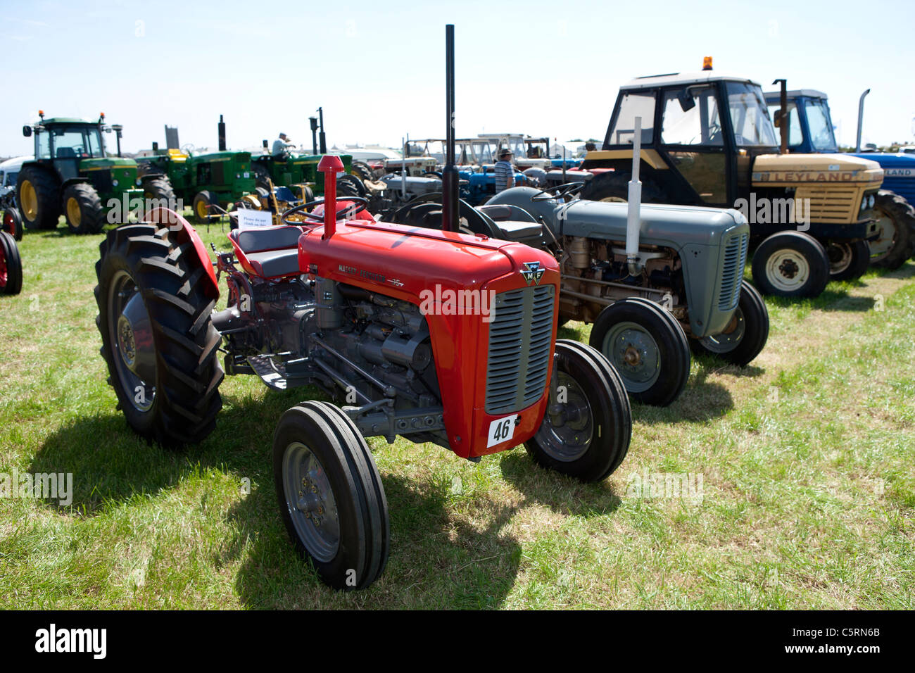 Massey Ferguson 290 St Buryan vintage rally de tracteur Photo Stock - Alamy
