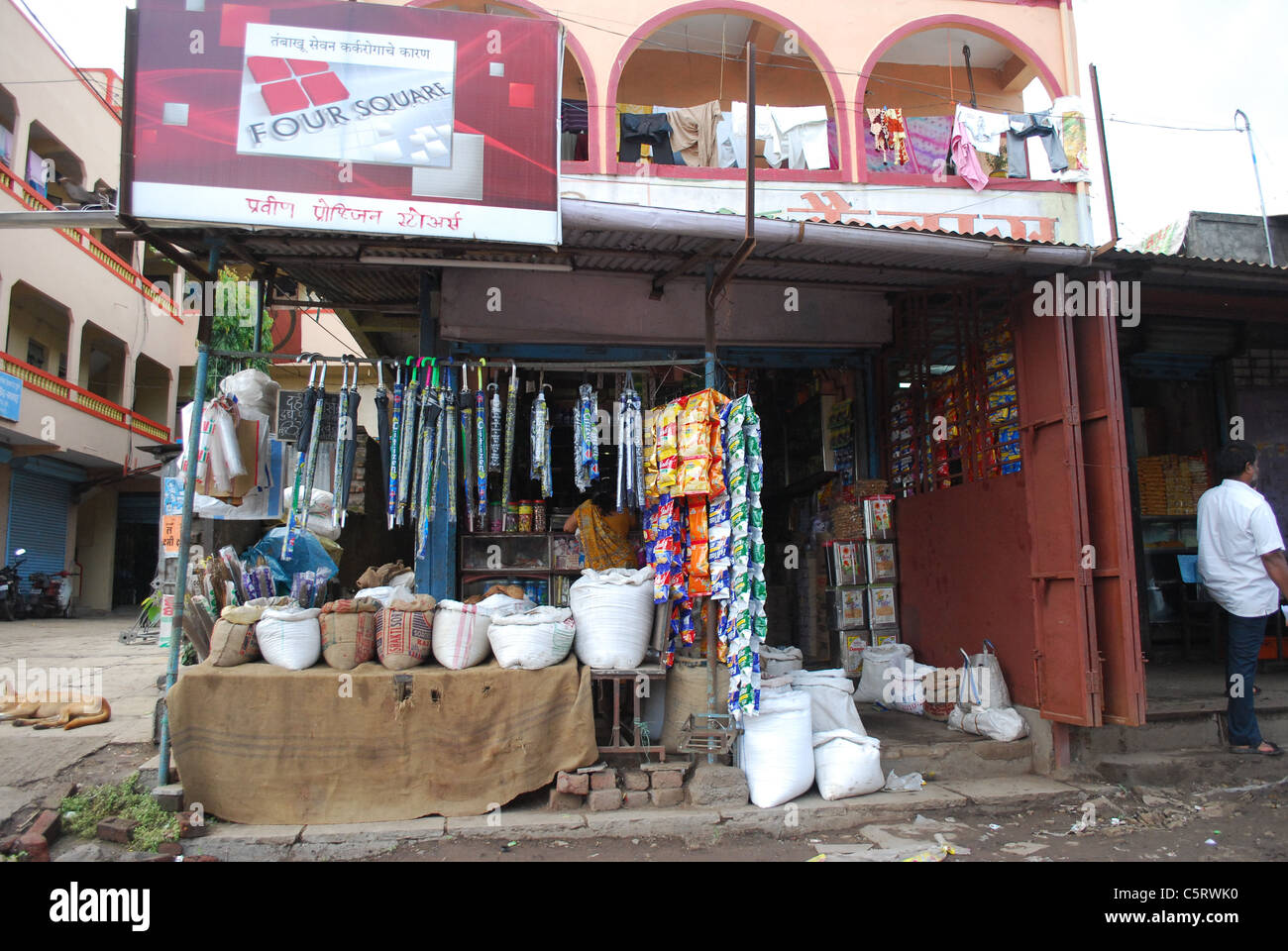 Marché routier ouvert Banque de photographies et d’images à haute ...