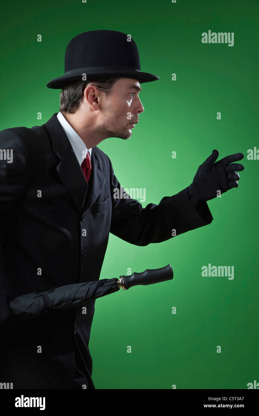 Business man bowler hat Banque de photographies et d’images à haute ...