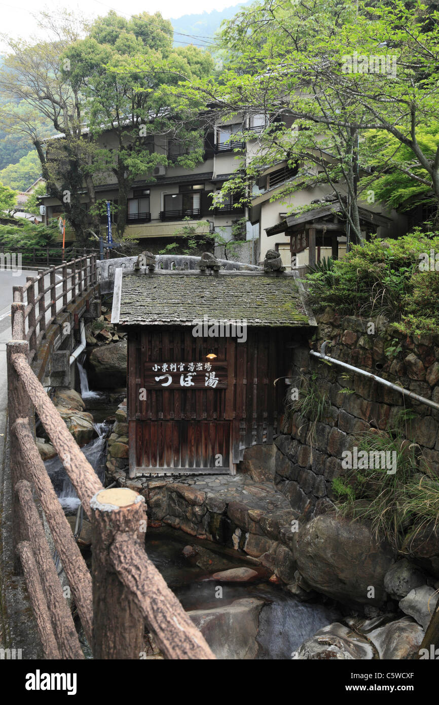 Yunomine onsen Banque de photographies et d’images à haute résolution ...
