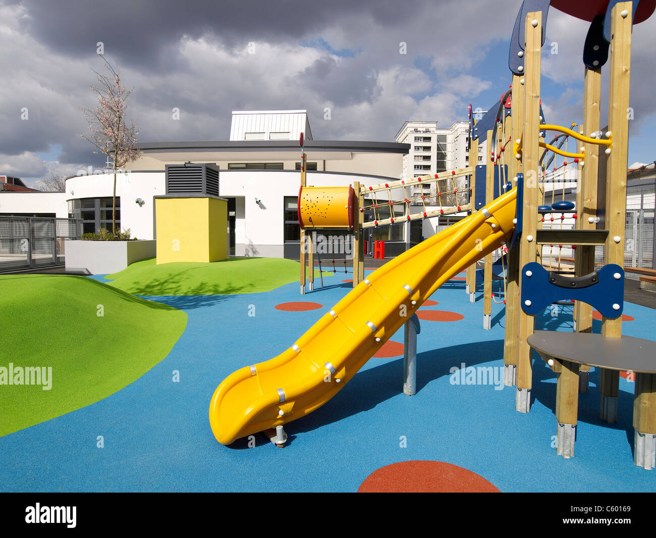 Nouvelle aire de jeux pour enfants Banque de photographies et d’images ...